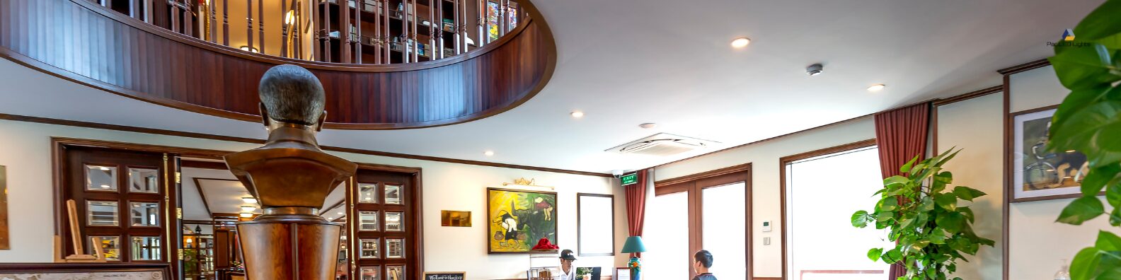 Cruise Ship Interior Lighting | PAR LED Lights